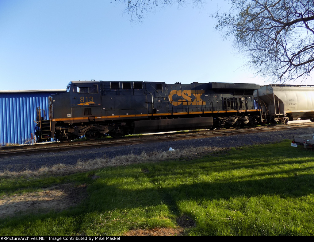 CSX 813